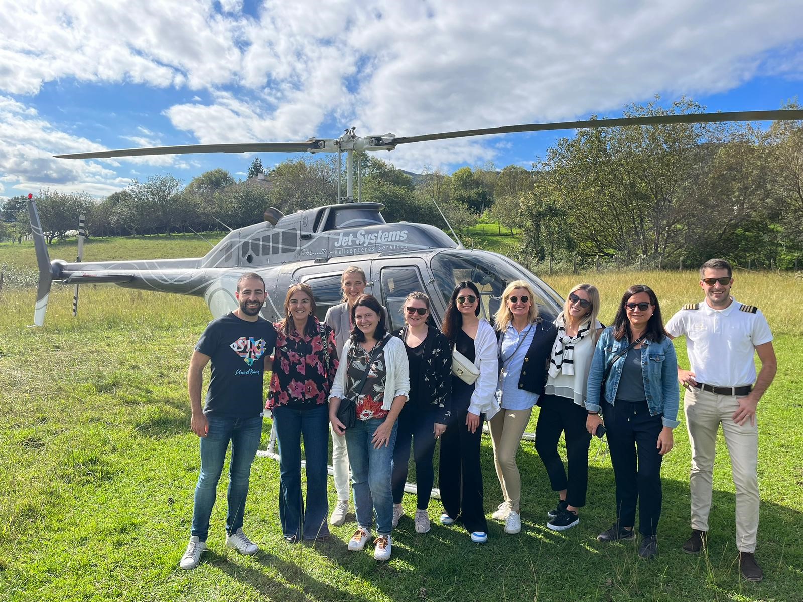 PAS organizes a helicopter flight for MICE agencies